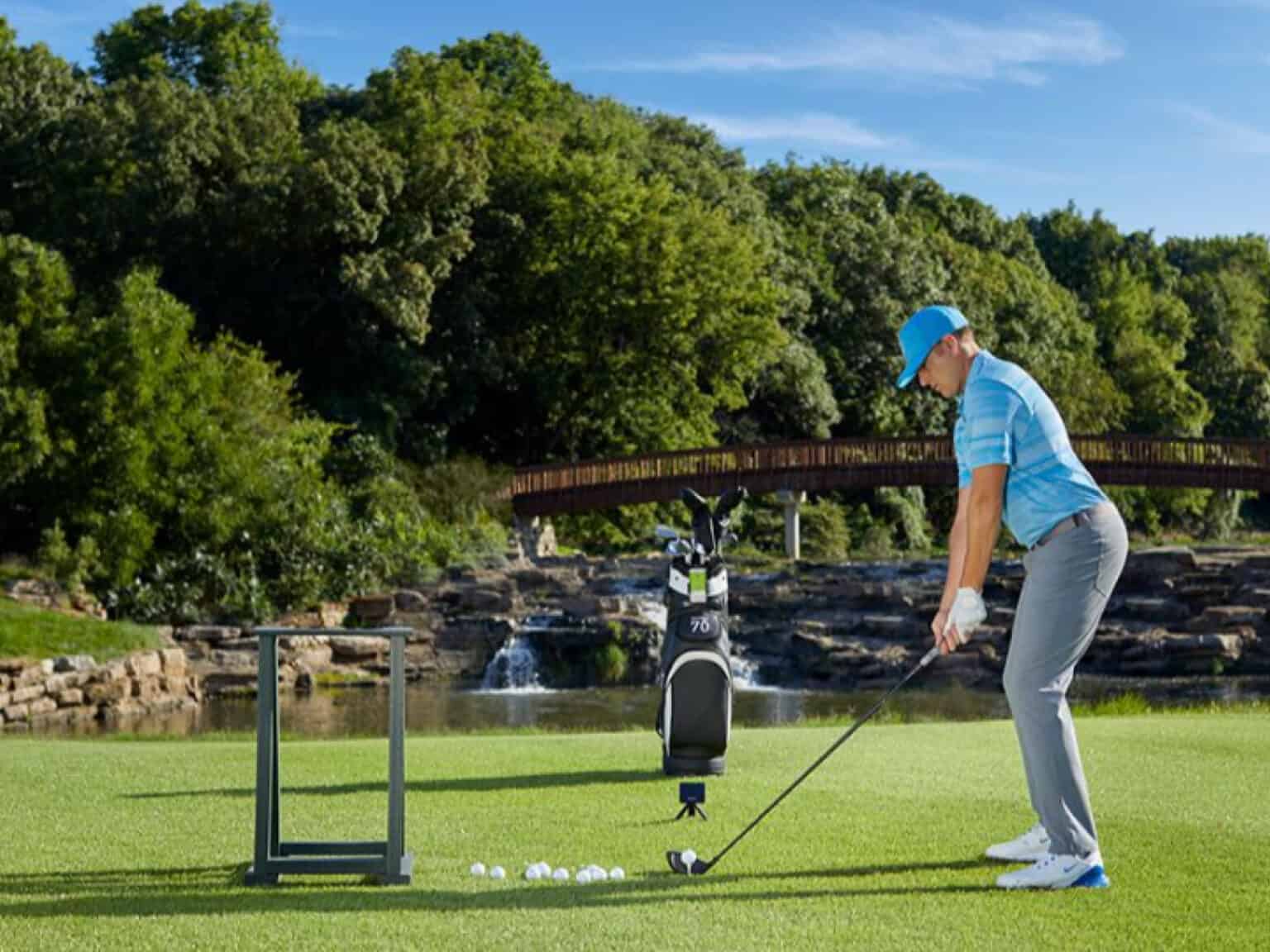 8 Best Golf Simulators Under $2000 - Reviews & Guides
