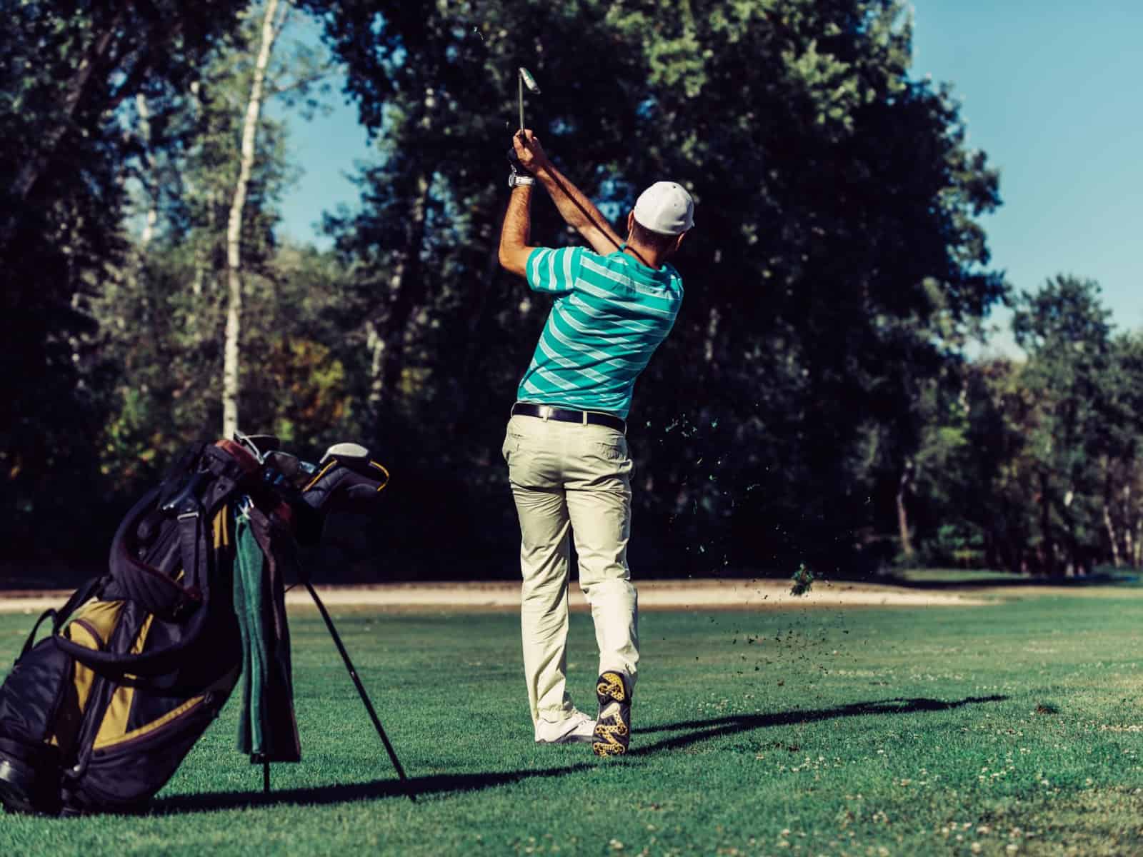 Golf Simulator vs Reality: A Comprehensive Analysis