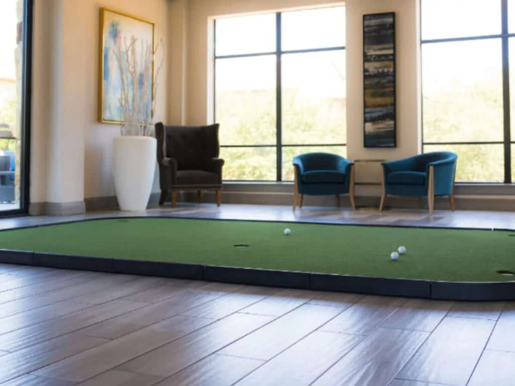 8 Best Indoor Putting Greens For Golf Simulator 2026 Review