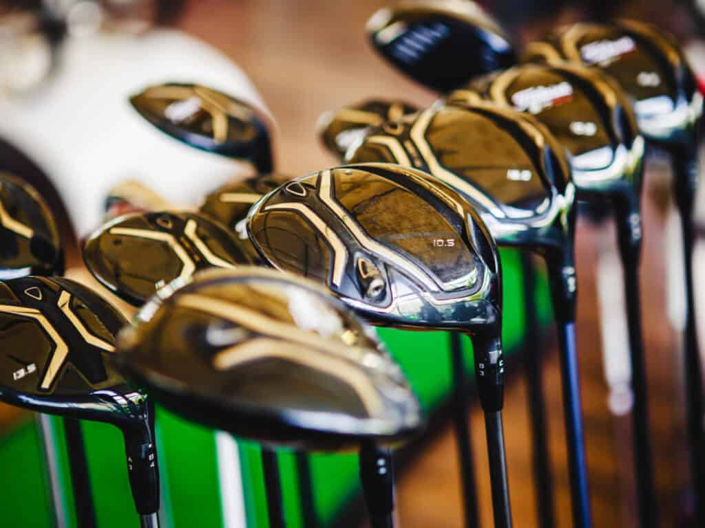 11 Best Golf Club Racks for Simulator Room - Reviews & Guide