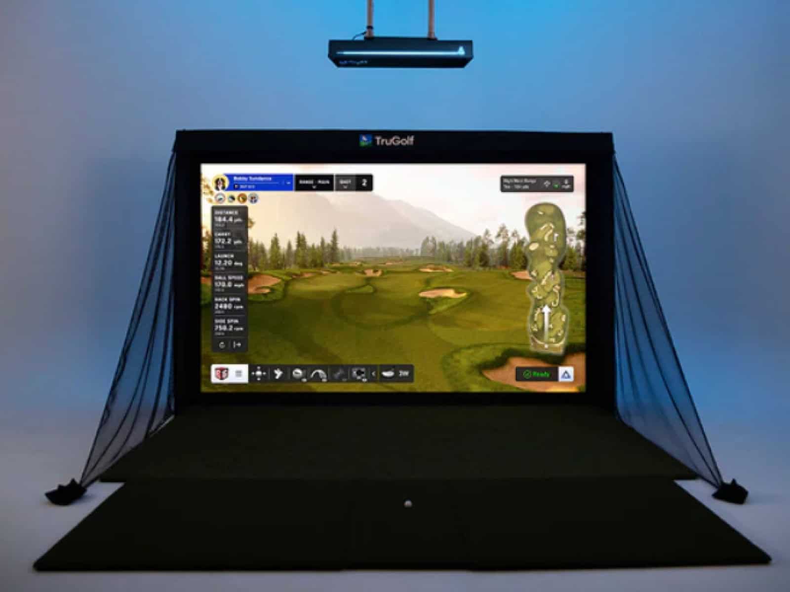 10 Most Realistic Golf Simulators | Tests, Reviews & Guide